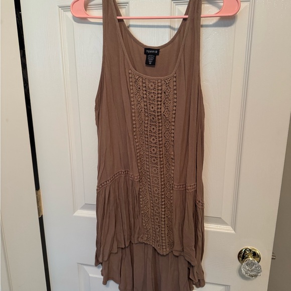 torrid | Tops | Torrid Tan Sleeveless Tunic With Lace Accents | Poshmark